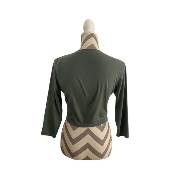 Missguided | Tops | Missguided 34 Sleeve Top Size 6 | Poshmark